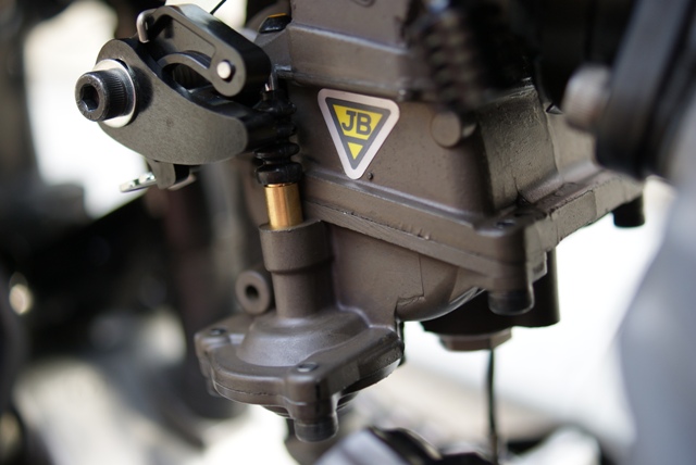 限定ブラックボディFCR39交換: Enjoy the SR.